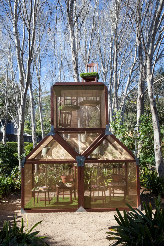 Nomadic City: portable containment – Sally Kidall